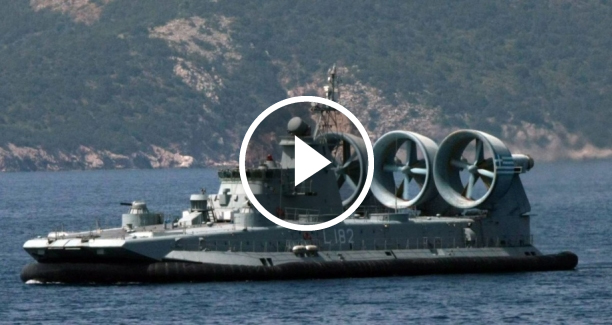 Russian Hovercraft Lands On Busy Beach Video